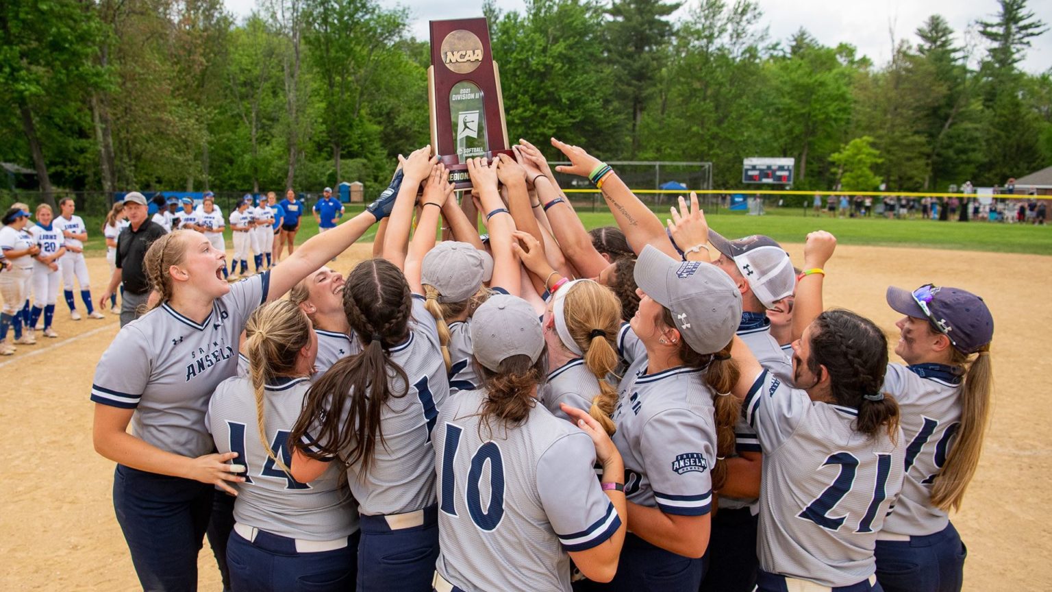 DENVER BOUND! No. 18 softball defeats No. 22 Georgian Court to win East ...